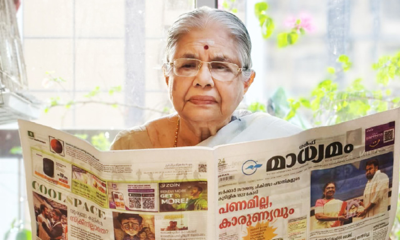 പ്ര വാ സ ത്തി ലും പ്രാ യാ ധി ക്യ ത്തെ വ സ ന്ത മാ ക്കു ന്ന ‘അ മ്മ ...